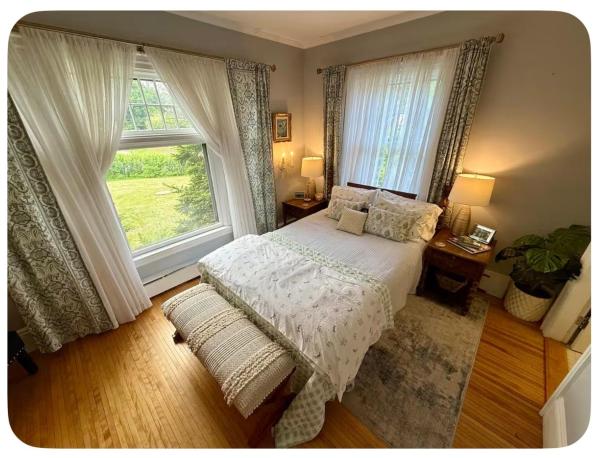 Great Northern Guest House Suite 1 - Maine