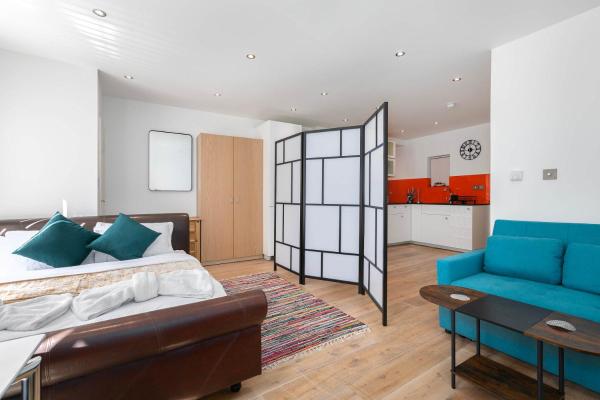 Stylish Angel Studio Only 5-min Walk To Angel Station Sleeps 3 - Waterloo Station - London