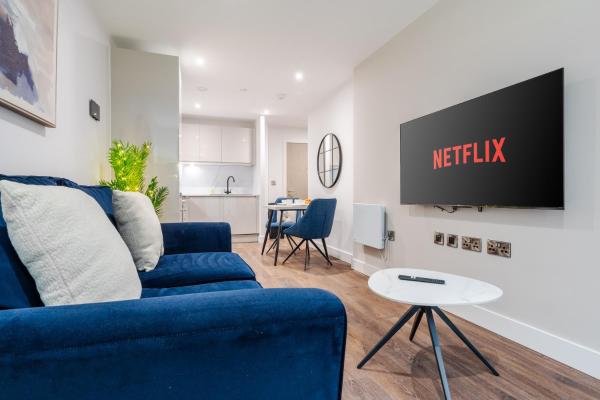 Modern 1br Waterfront Flat Nr To Everton Stadium - Wirral