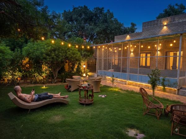 Travellers Village Resort -City Centre Near Jal Mahal Jaipur - Jaipur