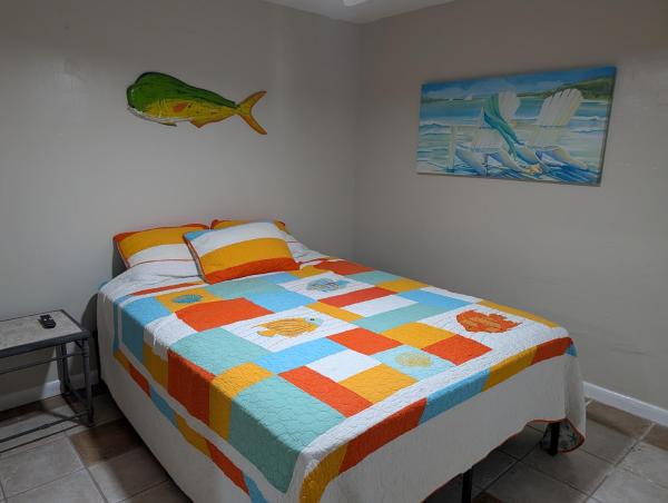 Salty Bay Escape - Panama City