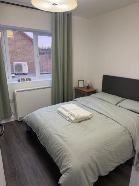 Bright & Spacious One-bedroom Flat - Barnet