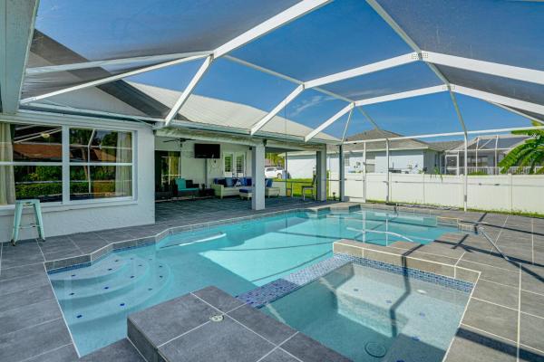 2 Mi To Six Mile Preserve! Family Getaway W/ Pool - Fort Myers, FL