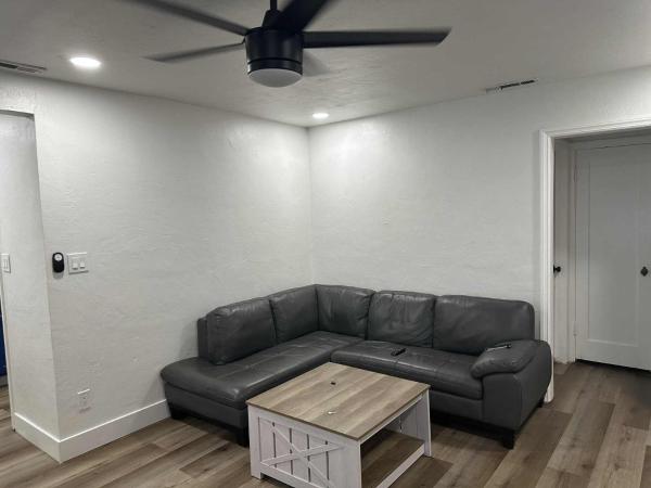 1 Bedroom Apartment-house By Mercy General Hospital - Sacramento, CA