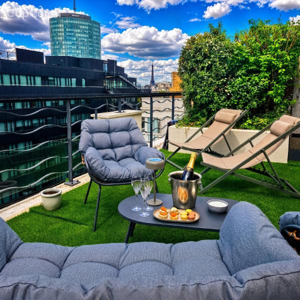 Penthouse Vue Tour Eiffel 2 Parkings Free - 2 Terrasses - Entièrement Climatisé Porte De Versailles 4 - 6 Pers - Chaville