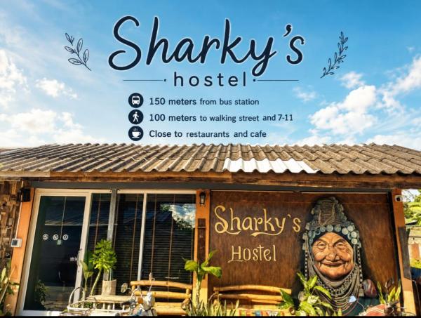 Sharky's Hostel - Mae Hong Son