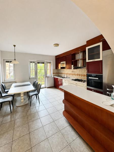 Bloom Apartment - Ljubljana