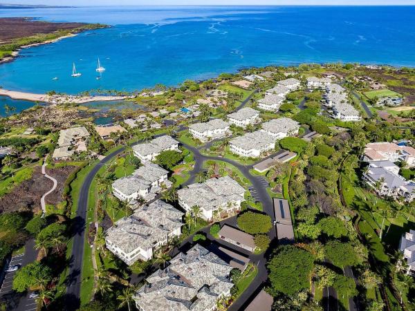 Waikoloa Beach Villas - 6br - Sleeps 16 - Hawaii