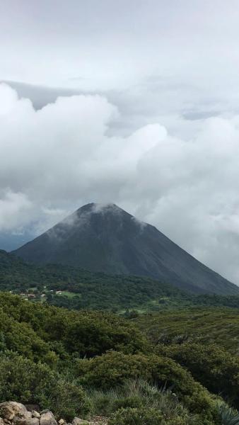 El Hostal De Uriel Izalco - El Salvador