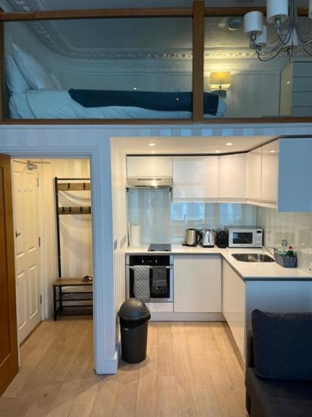 Beautiful Mezzanine Apartment Sleeps Four, Five Mins From Westfield - Twickenham