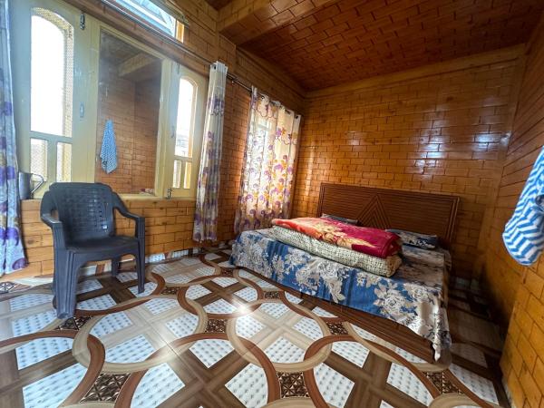 Chauhan Homestay - Chakrata