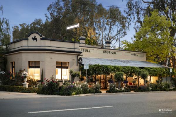 Cocknbull Boutique Hotel Echuca - Echuca