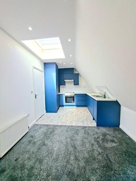 Jacks Flat, 4 Adults, 10 Mins To Beach, Netflix, Wifi - Poole