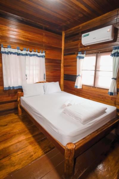 Daisy Cottages Resort - Pran Buri