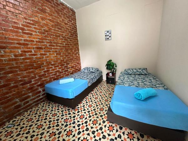 Gaharu Room - Kuala Tahan