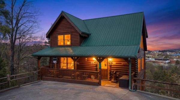 Sweet Serenity Mountain Serenity, Sweetly Yours - Pigeon Forge