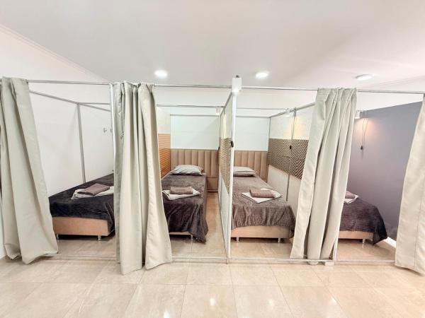 New Park Cabin Hostel - Chișinău