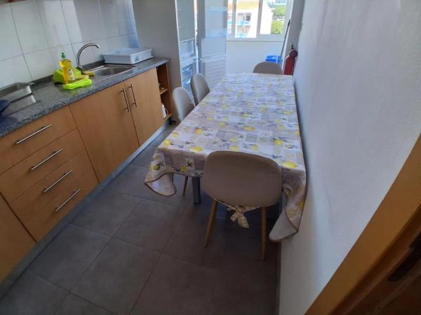Comfortable Apartment In Feijó With Shared Pool, 90 M² - Fernão Ferro