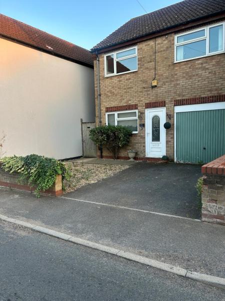Entire 3 Bedroom Home In Peterborough, Farcet - 劍橋