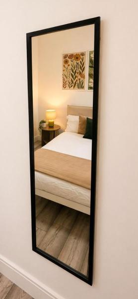 The City Escape - 2 Bedroom Apartment, Free Parking, Sleeps 6, Contractor And Holiday - Cardiff