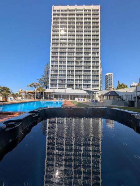 Surfers Chateau - Gold Coast