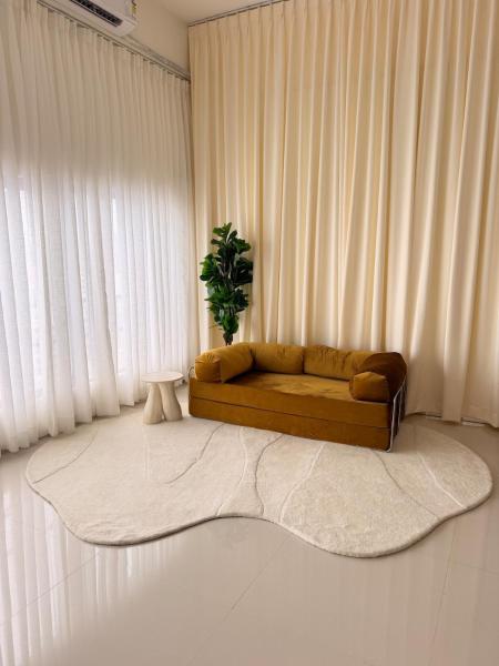 Space Us Chic Loft Stay In Mumbai - Mumbai