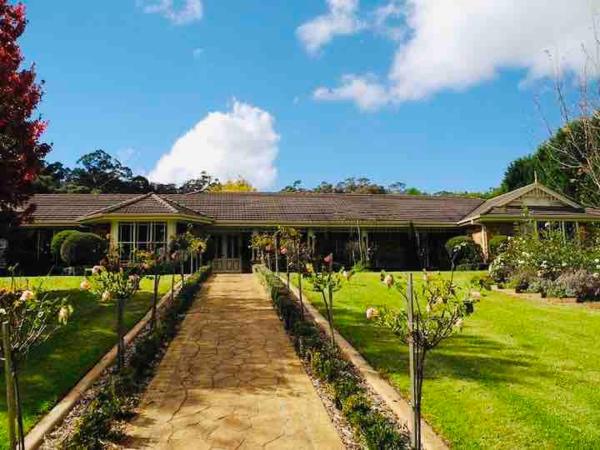 Sherwood Park 2 Acres 5 Min From Cbd Best Value! - Bowral
