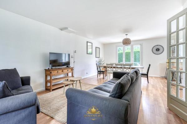 Serrissiens Cordeliers, 5-room House, 15 Min From Disney - Disneyland París