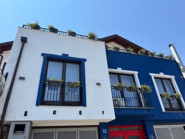 Juna's Hotel - Kosovo