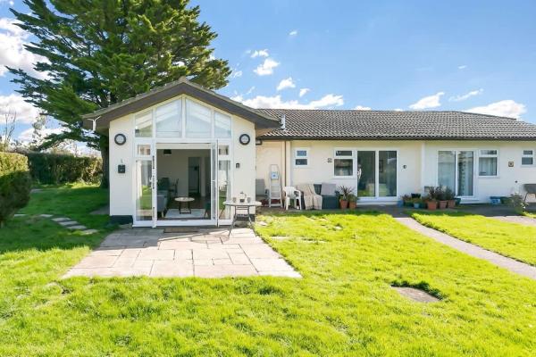 Spacious 2bed Chalet Near Sidmouth - Sleeps 5 - Sidmouth