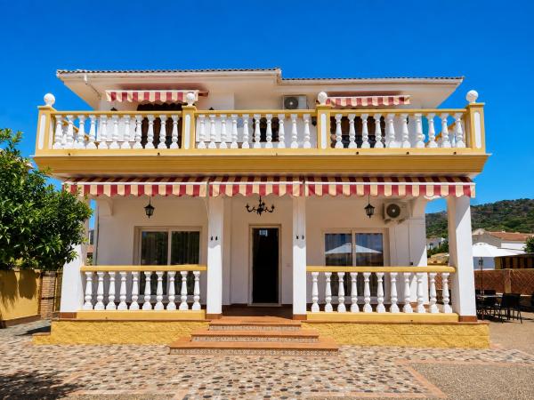 Family Villa With 5 Bedrooms And A Pool - Alhaurín de la Torre
