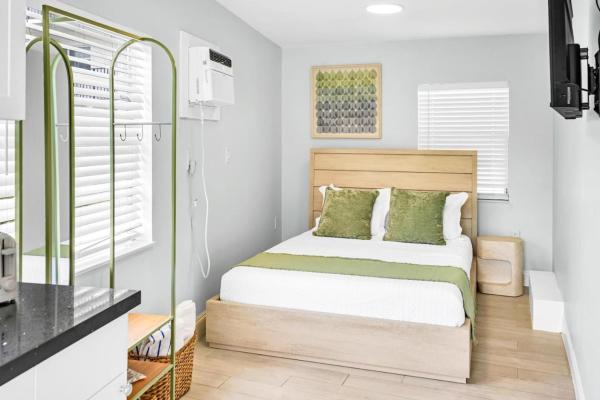 Kemps Ridley 9- Compact Beach Studio With Heated Pool - 宮古市