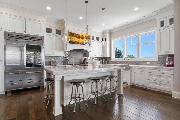 Lake-view Luxury Awaits At Serenity North 4 In Bay Harbor, Mi, With 4 Bedrooms. - Petoskey, MI