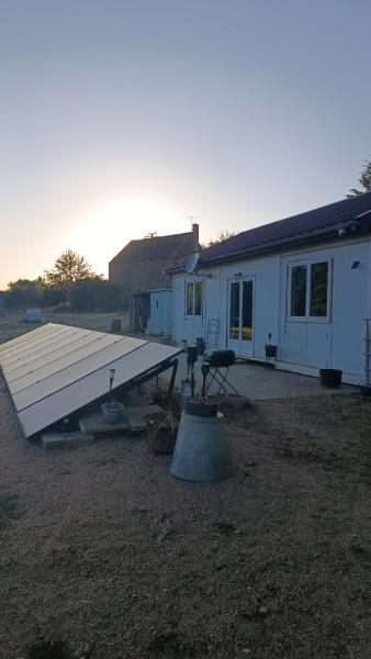 Hébergement Insolite Avec éTang Privatif De 2ha Pour 6 Personnes En Côte-d'or Aux Portes Du Morvan - Côte-d'Or