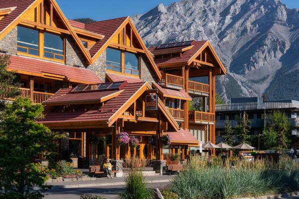 Moose Hotel And Suites - Banff, AB, Canada