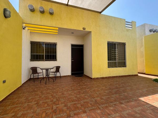 Bonita Casa Vacacional. Punto Medio Entre Ciudad Y Playa - Mérida