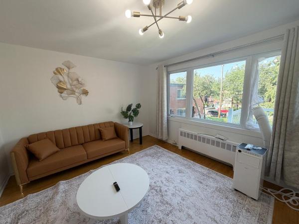 3 Bdr Apt Near Concordia, 8 Km To Dt, Free Parking - Montreal
