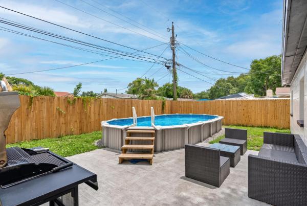 Heated Pool, Sleeps 10, 15 Min To Beach Ps5 Game Nights, Largo - Clearwater Beach, FL
