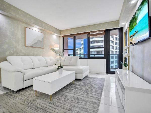 Ocean View Condo In Beachfront Resort Beach, Pool, Gym 607 - Miami Beach, FL