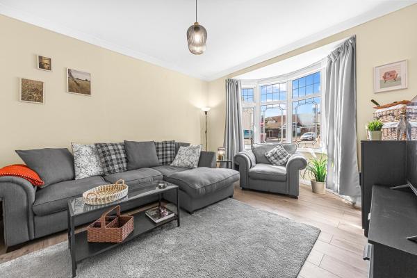 Sleeps 7 Contractor & Family Stay Free Parking Wifi - Southend-on-Sea