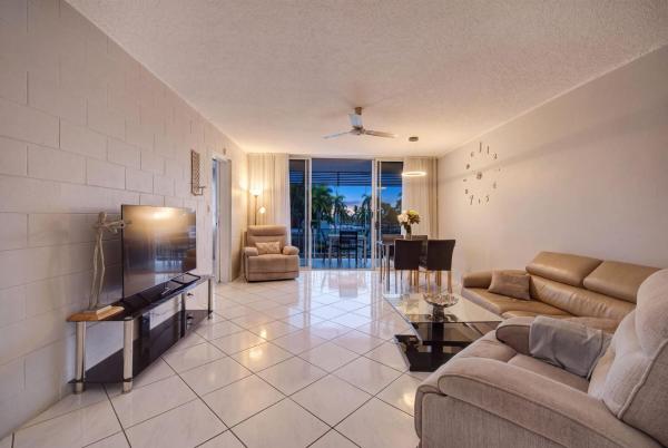 Strand Oceanview Retreat - Magnetic Island