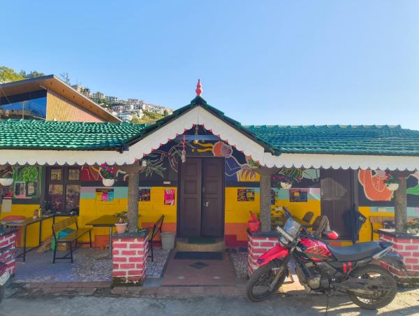 Rave Raja Co-working Hostel - 科代卡納爾