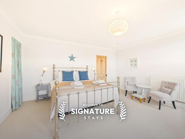New Modern Beachside Retreat By Signature Stays - Spacious Free Parking - Brixham