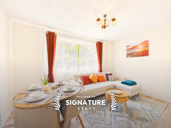 New Modern & Comfortable Home In Luton By Signature Stays - Free Private Parking - Harpenden