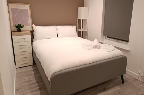 Fulham House Apartments - Surbiton