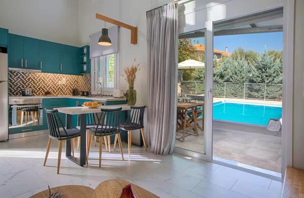 Dante Home's - Керкира, Греция