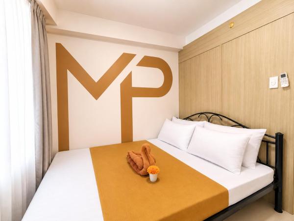 1532 Shore Residences Tower B - Moa - Manila