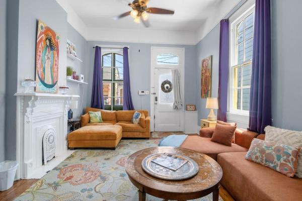 Ursulines Colorful Historic Home Near French Qtr - Louisiana