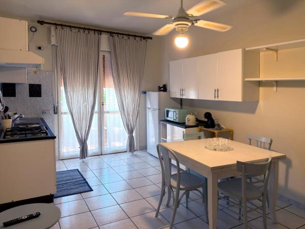 Guesthost - Rossini Mare Apartment With Parking - Ravenne