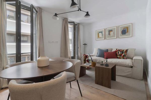 Housing Castilla By Sharing Co - Chamartín